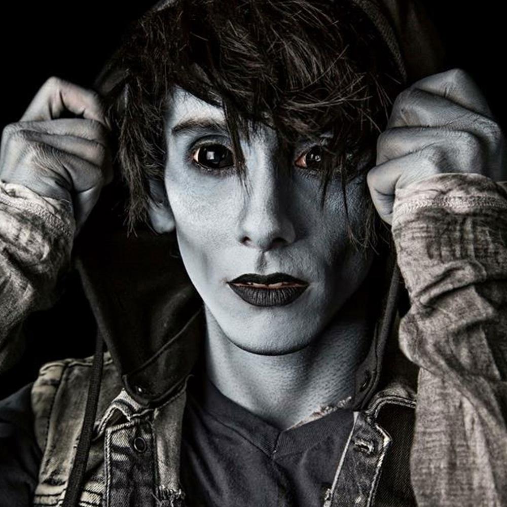 Cosplay Your Favourite Animal With These Inspiring Coloured Lenses ...