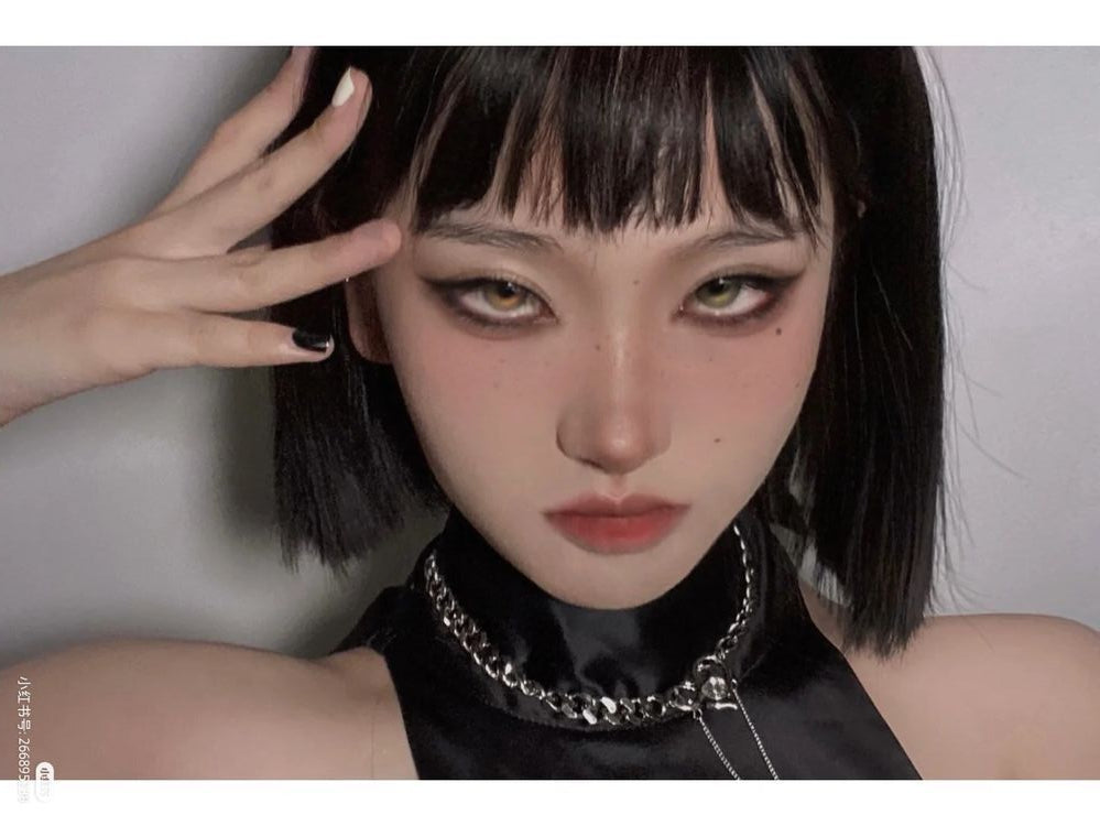 New Year, New Vision: How Coloured Contacts Can Transform Your Style i ...